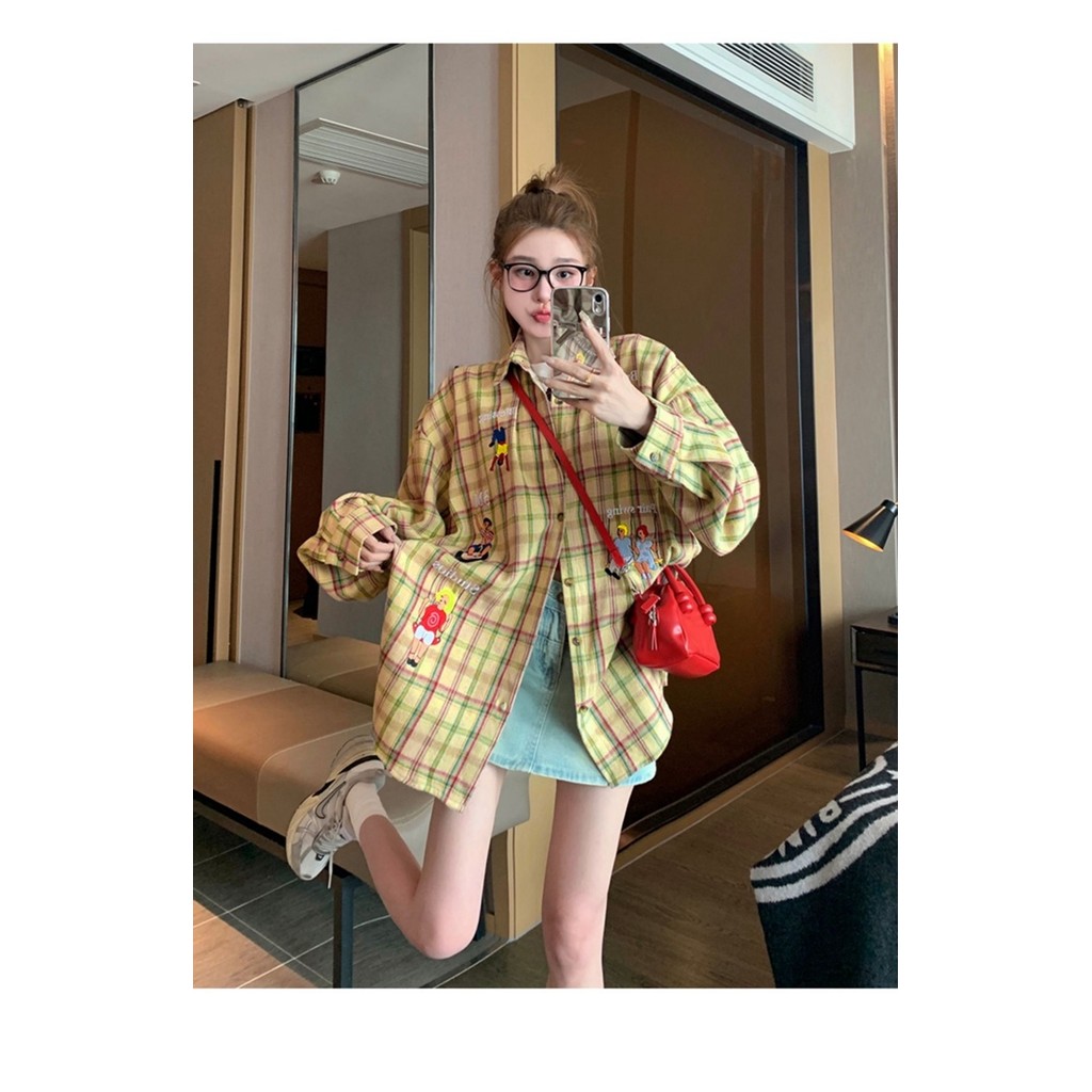 Co-branded High-End Checked Pattern Contrast Color Shirt หญิงสนุก ...