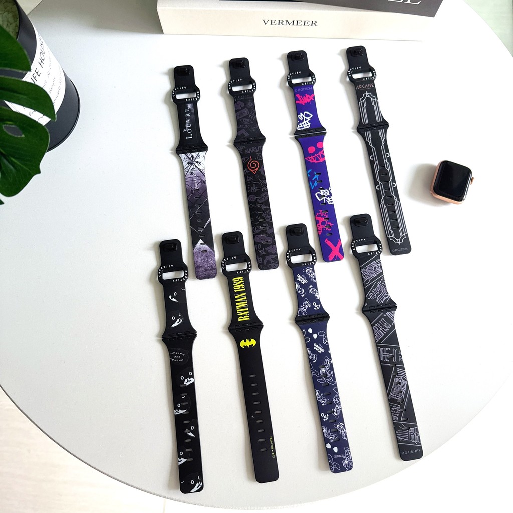 Batman, Disney, Donald Duck, Twin Cities Chronicles CASETiFY คุณภาพสูง ...
