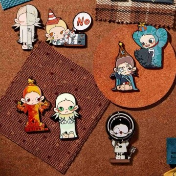 【แท้💯％】POP MART • Zsiga We All Are Kids Series-Fridge Magnet Badge ...
