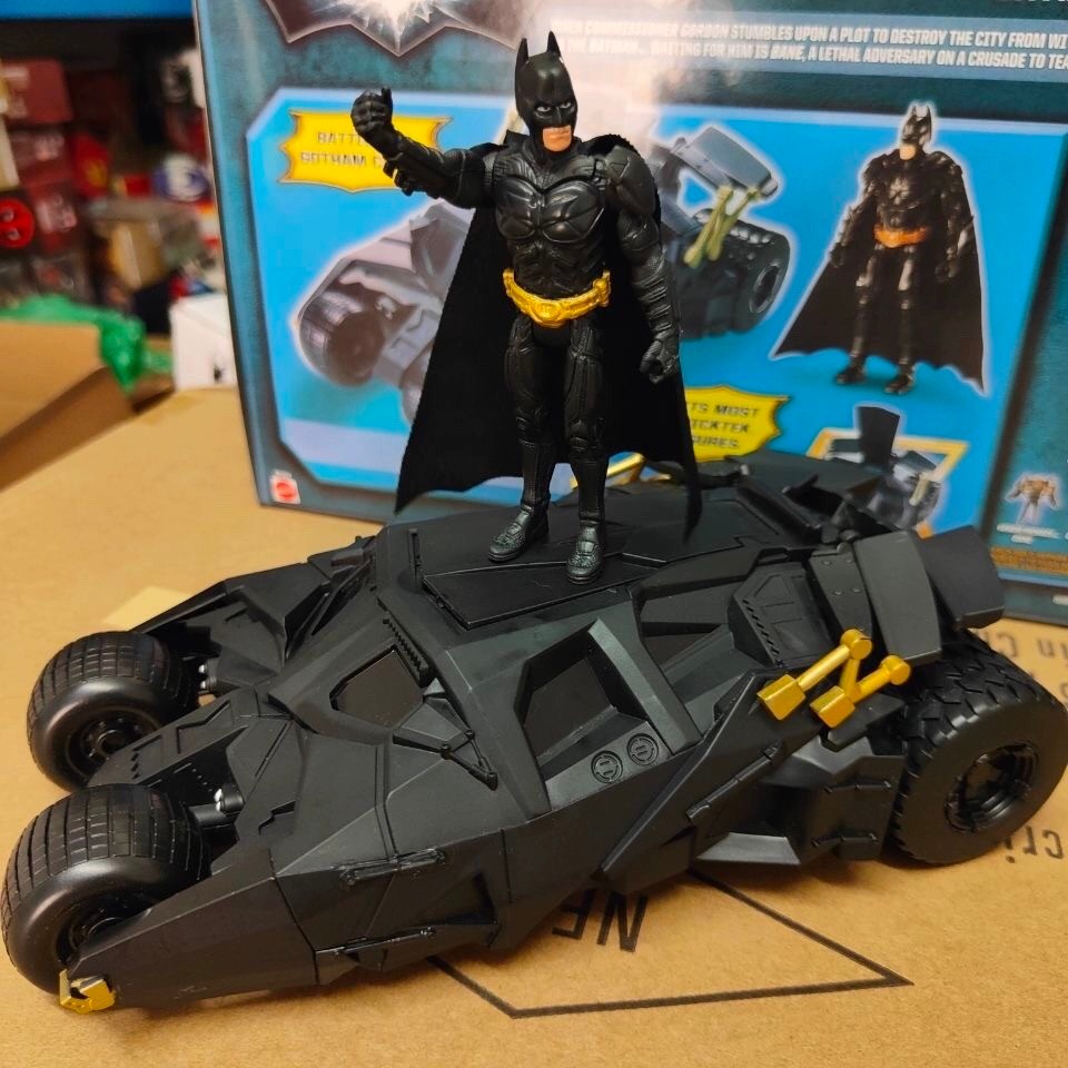 โมเดลรถหุ้มเกราะแบทแมนจาก Justice League รุ่น The Dark Knight Rises ฟิก ...