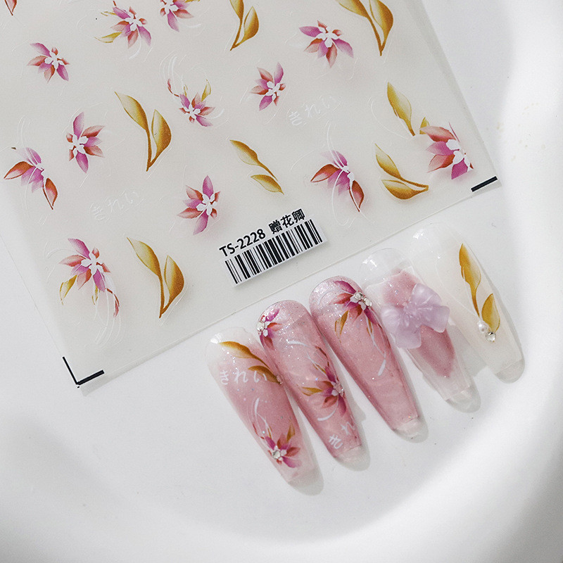 [Meow.sensei] magico Ferro สติกเกอร์ติดเล็บญี่ปุ่น5D Pro ฝ้าสติกเกอร์เล็บนูนบาง TS-2228ดอกไม้ฟรี ...