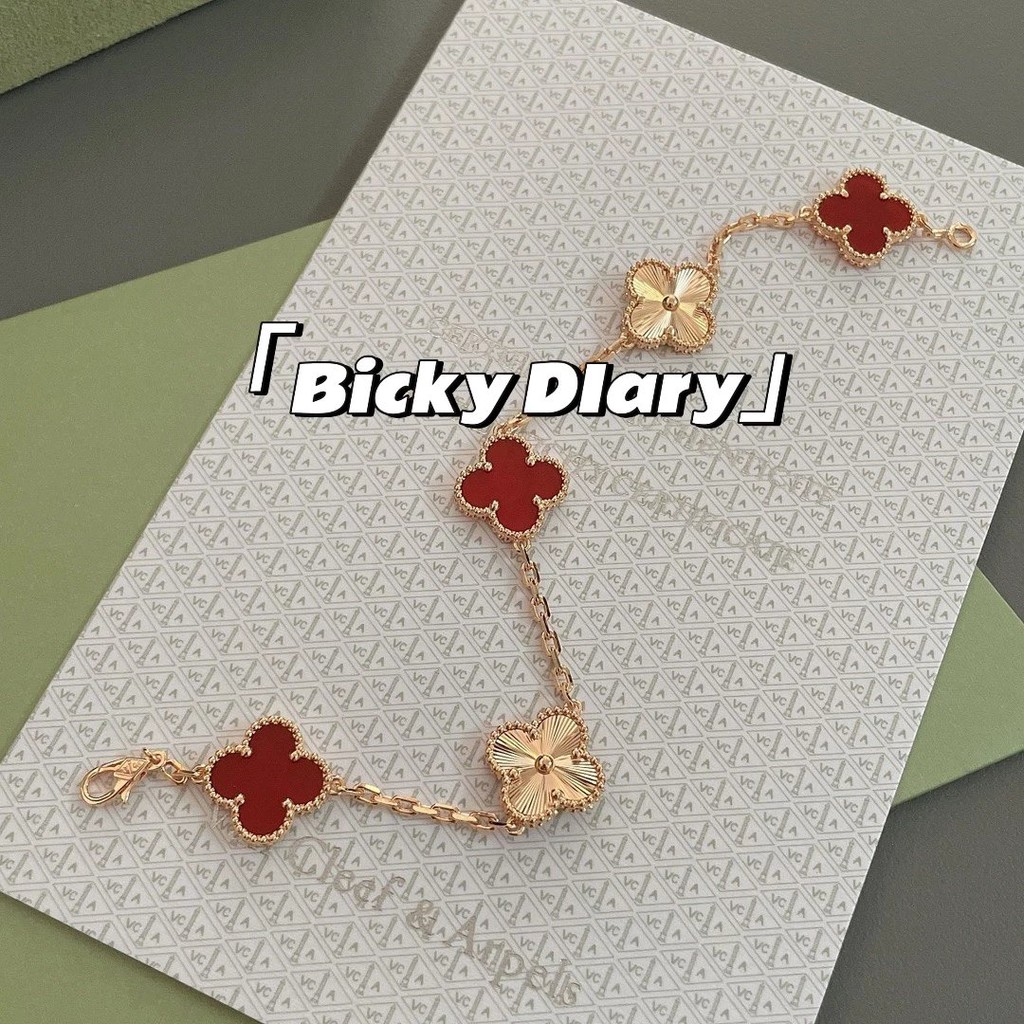 สร้อยข้อมือ Van Cleef & Arpels - อาเกตแดง ทองคำ เลเซอร์ สี่ใบโคลเวอร์ ...