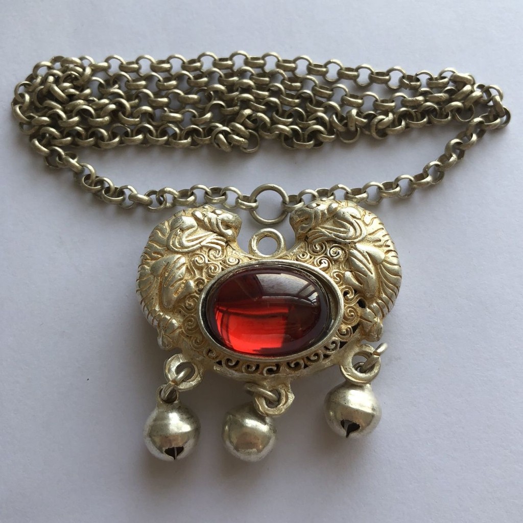 Daqing Qianlong Year-Made Ruby Silver Lock นิตยสารโบราณคอลเลกชันประเทศ ...