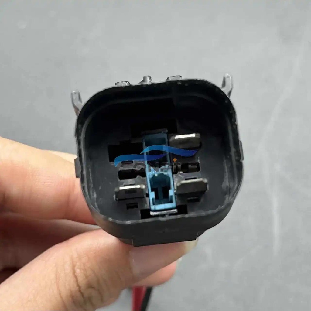 1 PC สําหรับ BMW พัดลมอิเล็กทรอนิกส์ปลั๊ก 3 5 7 Series E90 E60 E66 F18 ...