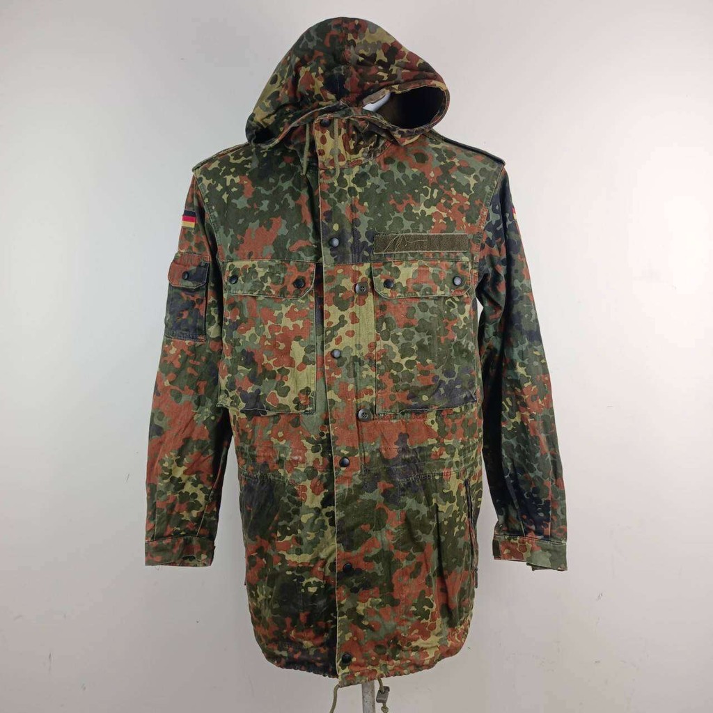 D490 🇩🇪เสื้อทหาร PARKA GERMANY ARMY(ของแท้) อก 44 ลายตุ๊กแก (อ่าน ...