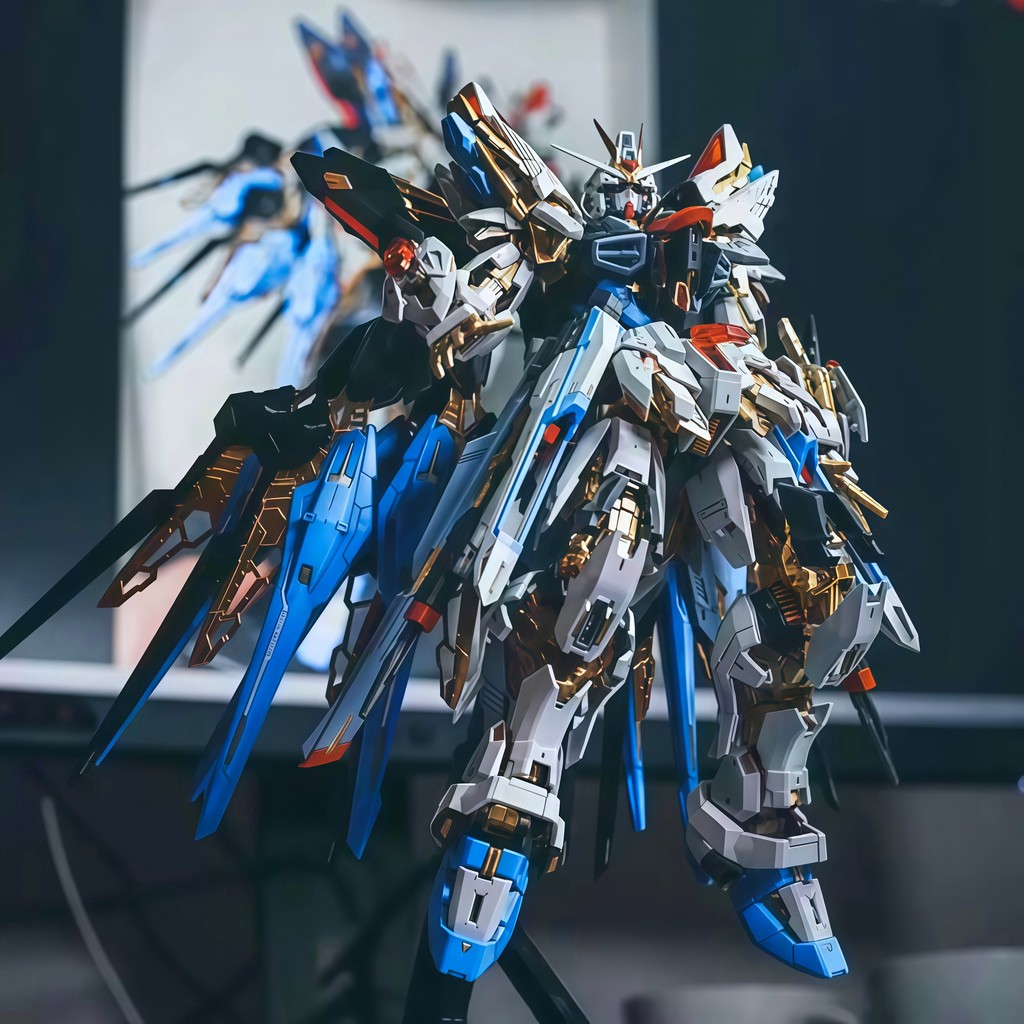 กันดั้มโมเดลฟิกเกอร์ Strike Warrior HG 1/144 ประกอบ หุ่นยนต์ โมเดล กัน ...