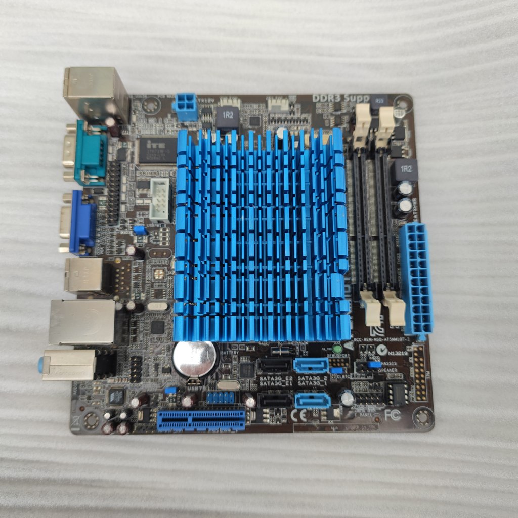 Asus D425 การใช้พลังงานต่ํา CPU CNC XP เมนบอร์ด ITX 17X17 เงียบ NAS ...