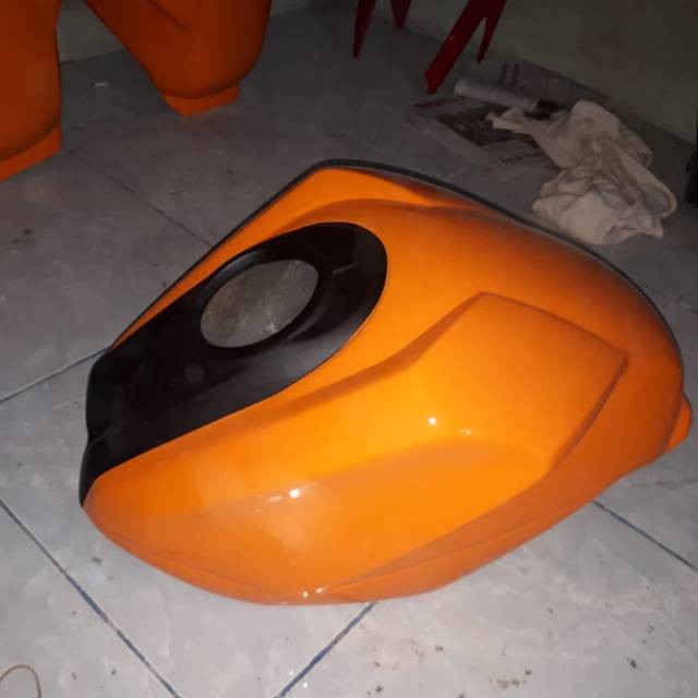 Custom CBR 150 FACELIFT TANK COVER รุ่น 250 | Shopee Thailand