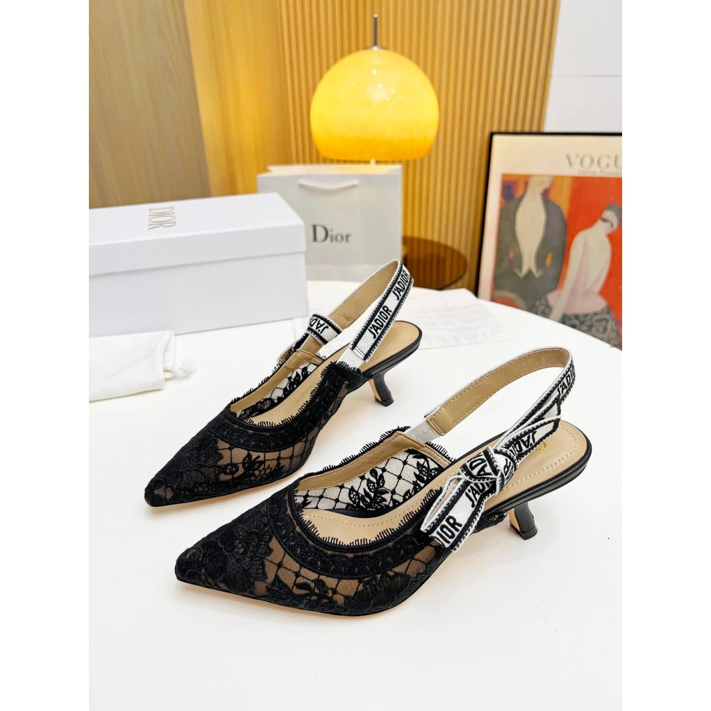 รองเท้าแตะ Dior ทรงหัวจระเข้ ปักลายแมวและตัวอักษร สไตล์สำหรับผู้หญิง QOAD | Shopee Thailand