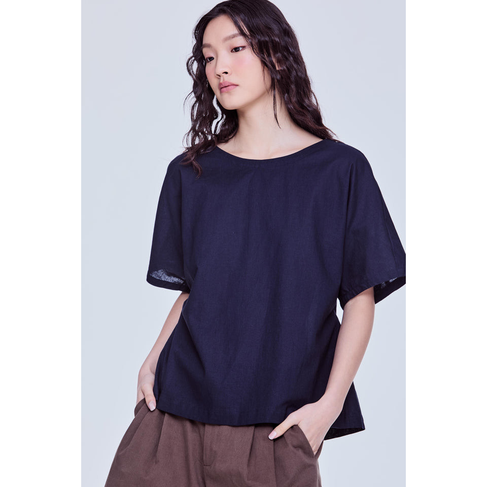Back Detail Relaxed Top | Shopee Thailand