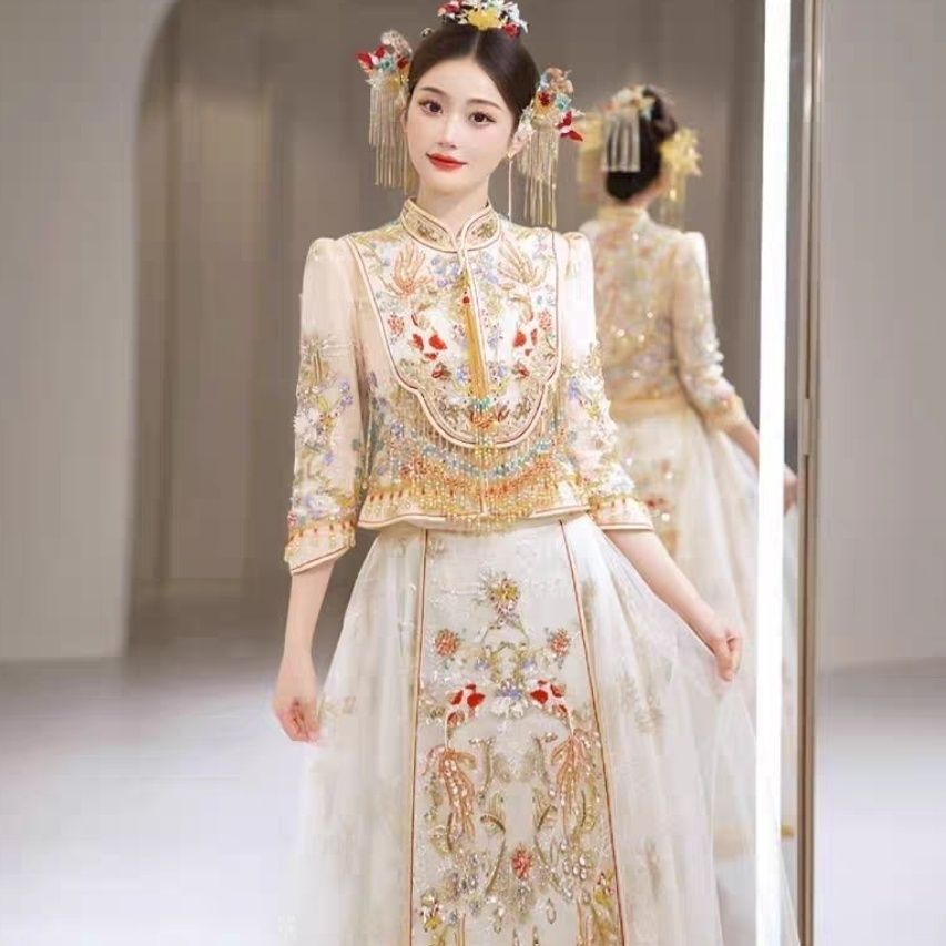 ชุดเจ้าสาว Xiuhe ปี 2025 สไตล์จีนสีแชมเปญ ขนาดเล็ก สำหรับงานแต่งงาน ...