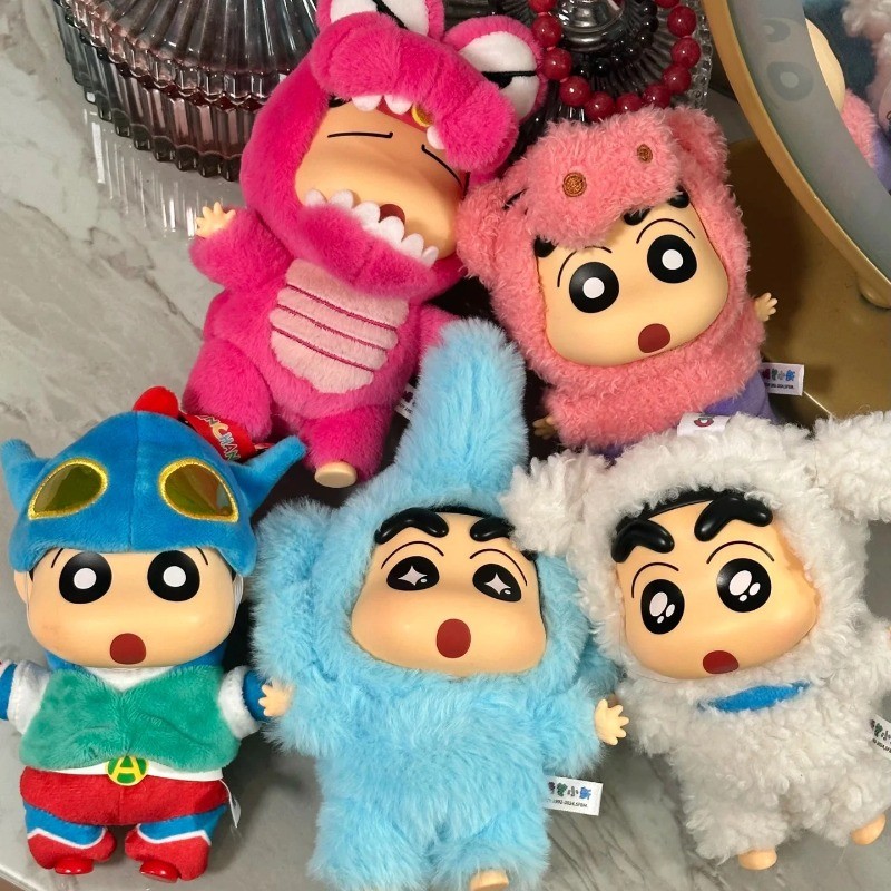 Crayon Shin Chan กล่องตาบอด Shin-chan Play Party ไวนิลจี้ตุ๊กตากระเป๋า ...