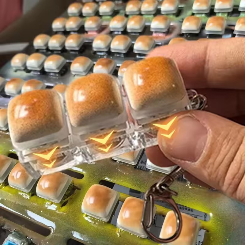Decompress Caramel Bread Shaped Keyboard Keyring - ปุ่ม Clicker ตลก ...
