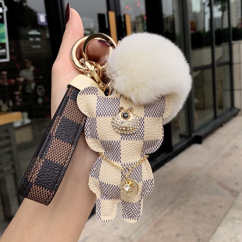 LV Bear Trend Keychain Personalized Bear Leather Keychain Creative Car ...