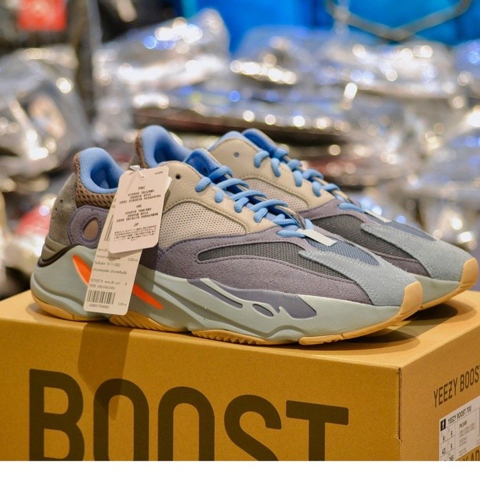 ลิขสิทธิ์แท้ 100% Adidas รองเท้า YEEZY BOOST 700 CARBON BLUE BOTTOM ...