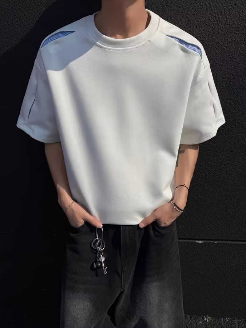 เสื้อยืดลายโครงสร้างลายทาง | Shopee Thailand