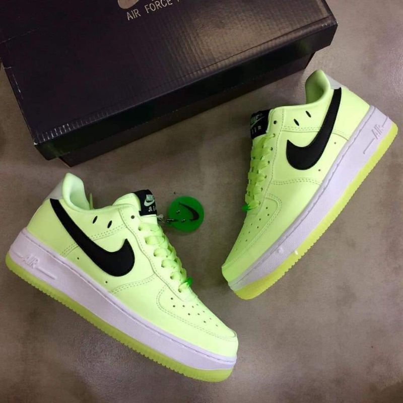 NIKE AIR FORCE 1 HAVE A NIKE DAY SMILING FACE LUMINOUS (เรืองแสงในความ ...