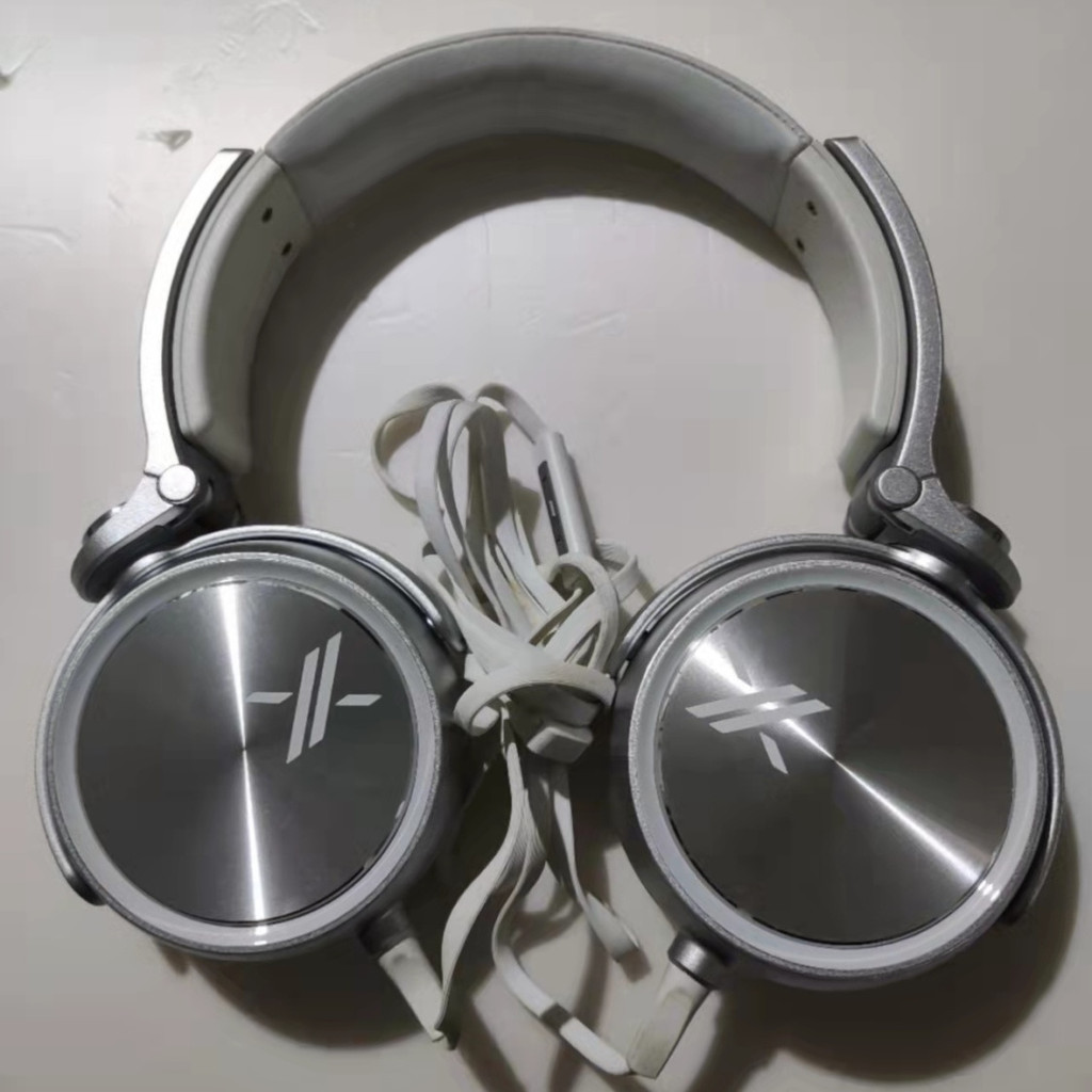 หูฟังแบบมีสาย Sony MDR-x05 สภาพใหม่ประมาณ 90% | Shopee Thailand