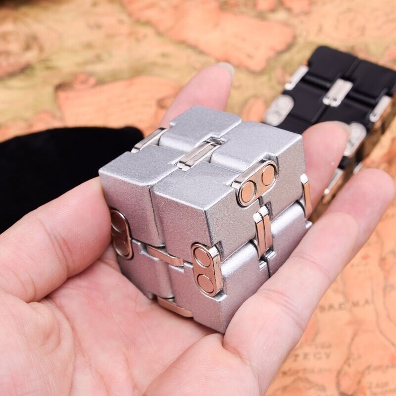 [สนุก] Decompression Handy Tool Infinite Rubiks Cube โลหะโลหะผสมปลาย ...
