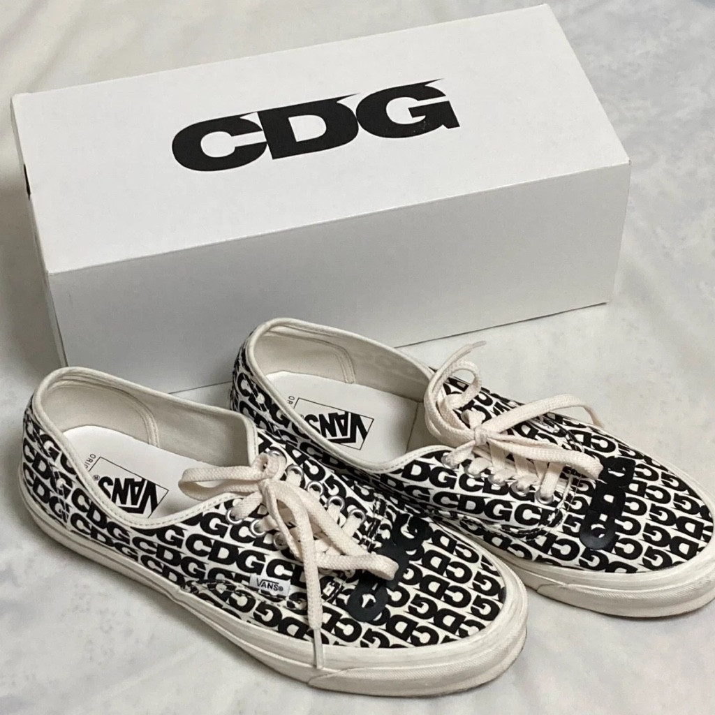 Vans Old Skool LX Comme Des Garcons /Vault x CDG Slip-On LX White ...
