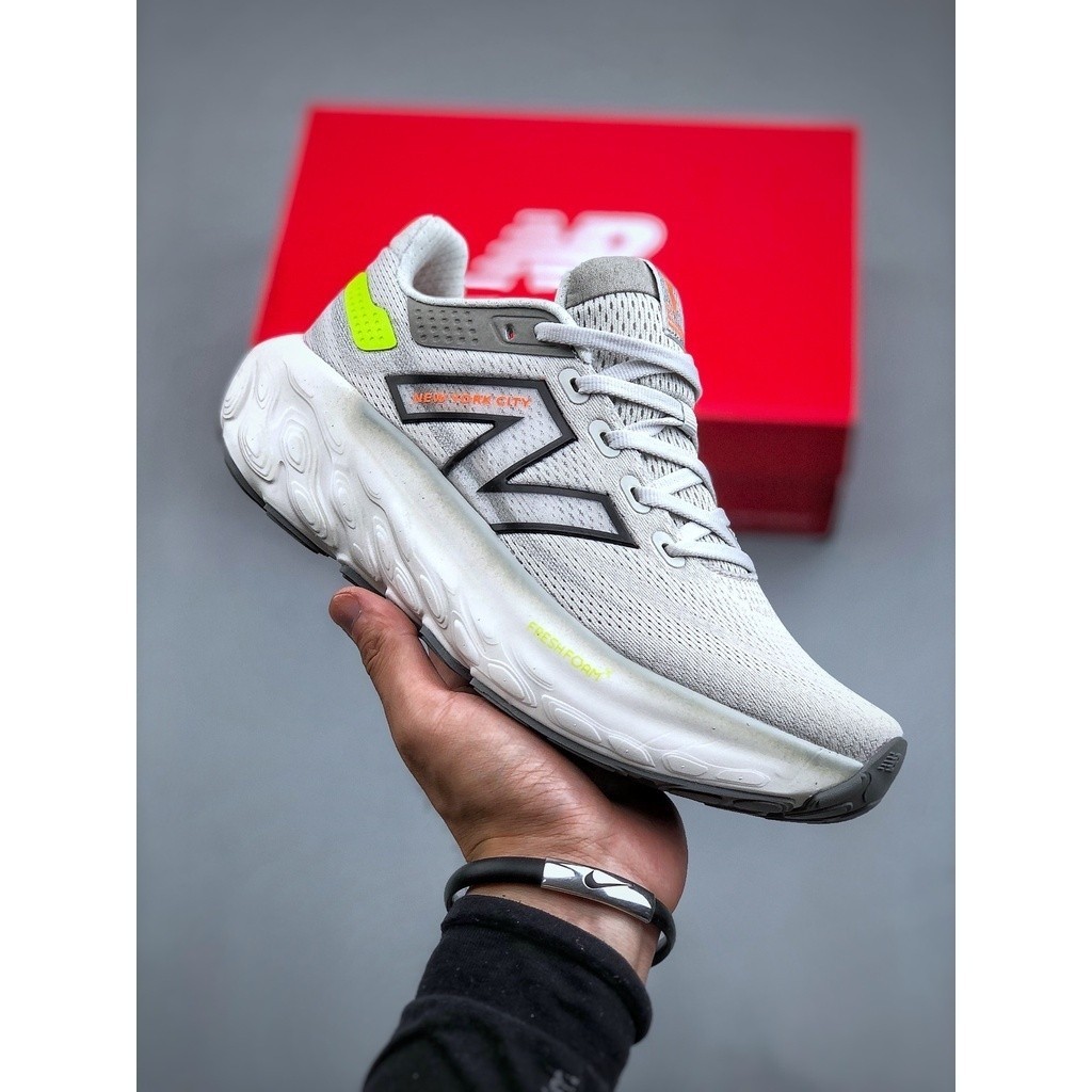 The new debut NB New Balance FuelCell Rebel V4 series ultra lightweight ...