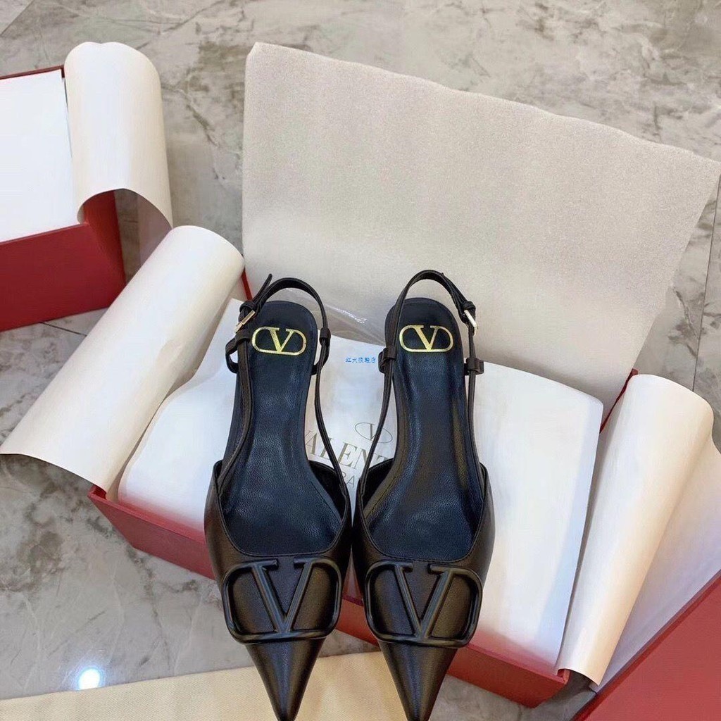 Warren Tiannu (Warren Tiannu) 2024 ใหม่ รองเท้าแตะแฟชั่น ระดับไฮเอนด์ ...