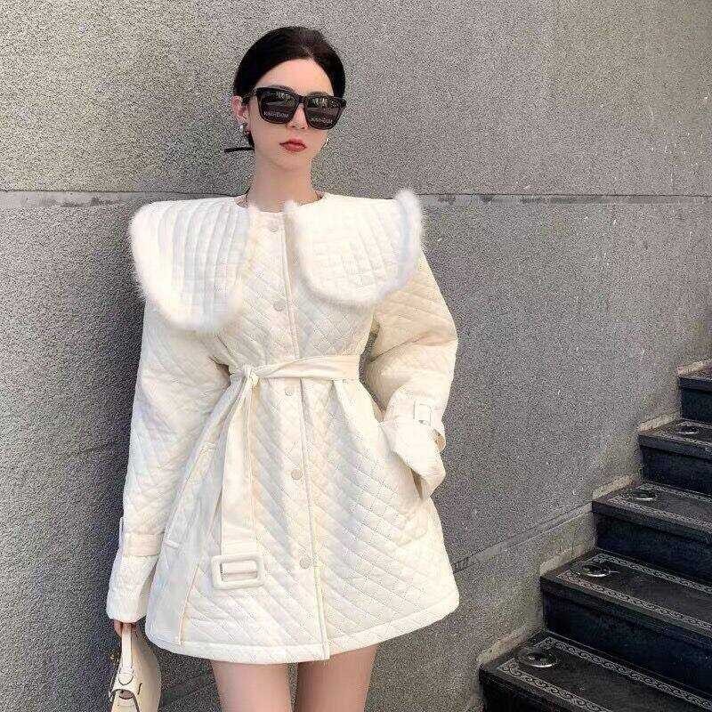 ผู้หญิงฝรั่งเศสย้อนยุค R Hombus ชุดสตรีฤดูหนาวหนาเอวแล | Shopee Thailand