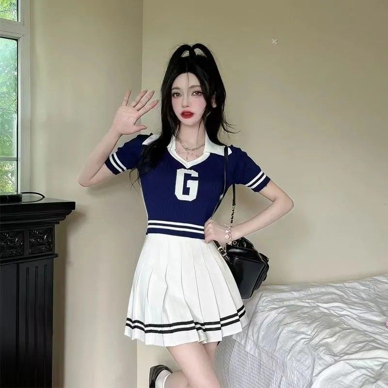 ชุดเชียร์ลีดเดอร์สไตล์เกิร์ลครัช เสื้อสูทJK+กระโปรงจีบ 32 ชั้น | ปรับ ...