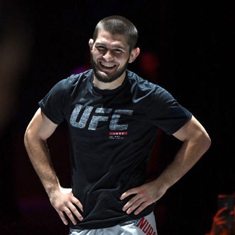 ใหม่ เสื้อยืดแขนสั้น ผ้าฝ้าย พิมพ์ลาย UFC Kitty Eagle MMA Fighting ...