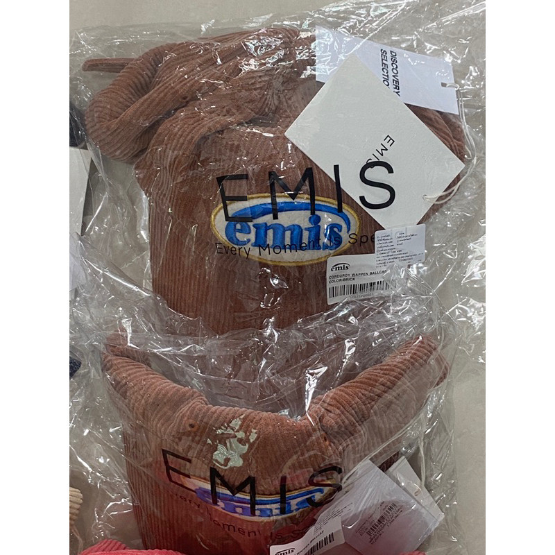 ♞หมวกลูกฟูก Emis Corduroy Wappen Ball Cap พร้อมส่ง | Shopee Thailand