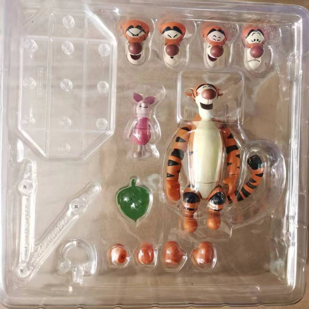 Tigger Action Figure Pooh Bear และ Tigger Anime Decorative Model ...