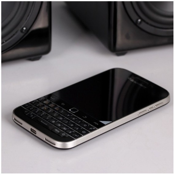 ในสต็อก สต็อกพร้อม Original Blackberry Q20 Classic 16GB 4G LTE 8MP WIFI ...