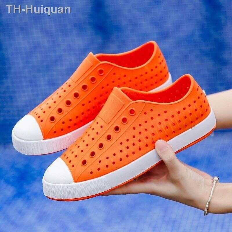 Native รองเท้ากันน้ำผู้ใหญ่ EVA รุ่น Jefferson สีกรม | Shopee Thailand