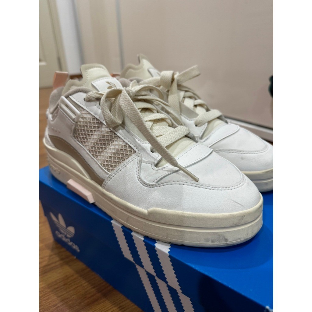 ฟิกเกอร์ [มือสอง] รองเท้าผ้าใบ Adidas Forum mod low + กล่องรองเท้า ...