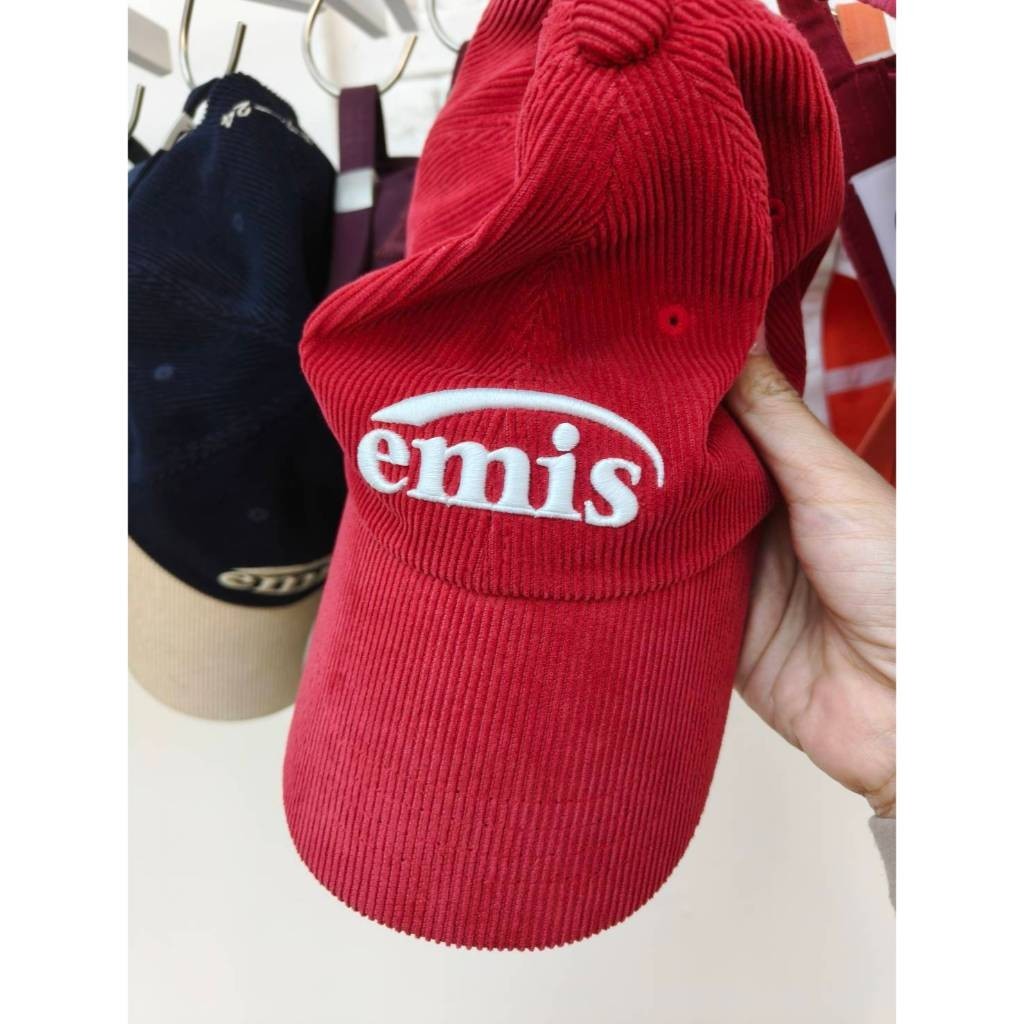 ♞,♘[สินค้าของแท้100% พร้อมส่ง] EMIS NEW LOGO CORDUROY EMIS CAP-RED ...