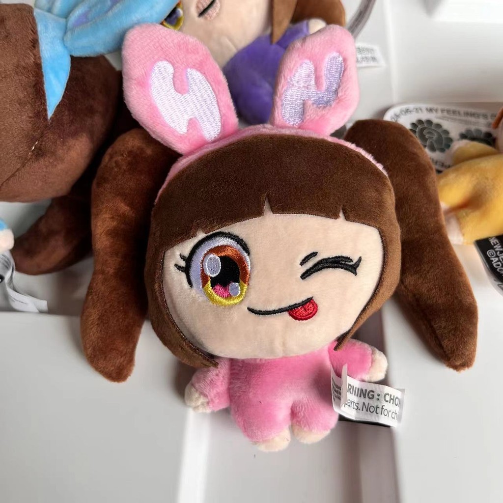 Njns PLUSH KEYRING MINJI HANNIELLE HAERIN HYEIN ออกแบบตุ๊กตาพวงกุญแจ ...