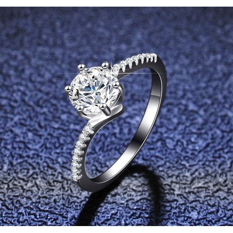 [พร้อมใบรับรอง Gra] แหวนเงินแท้ S925 ประดับเพชรโมอิส 1 กะรัต | Shopee Thailand
