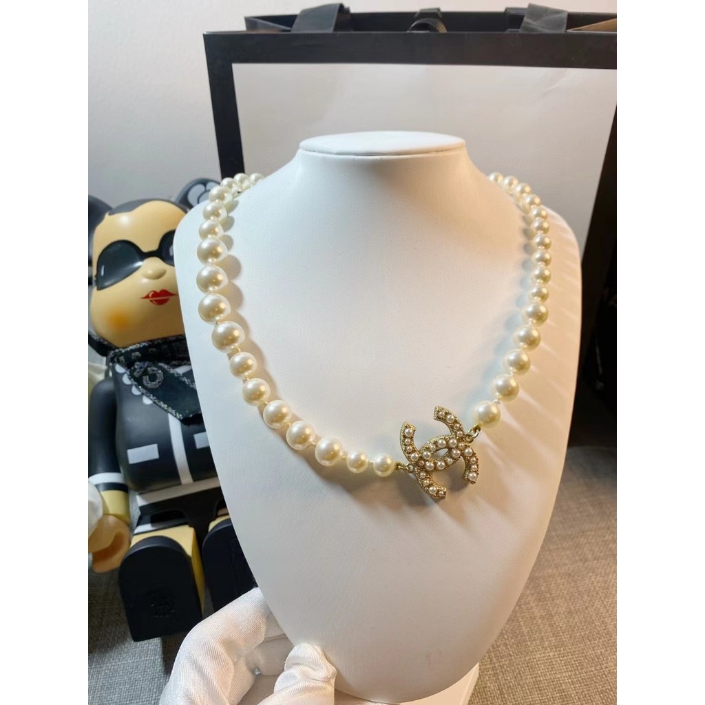 Chanel.0 สร้อยคอผู้หญิงไม่สม่ําเสมอ Double C Pearl Classy Clavicle ...