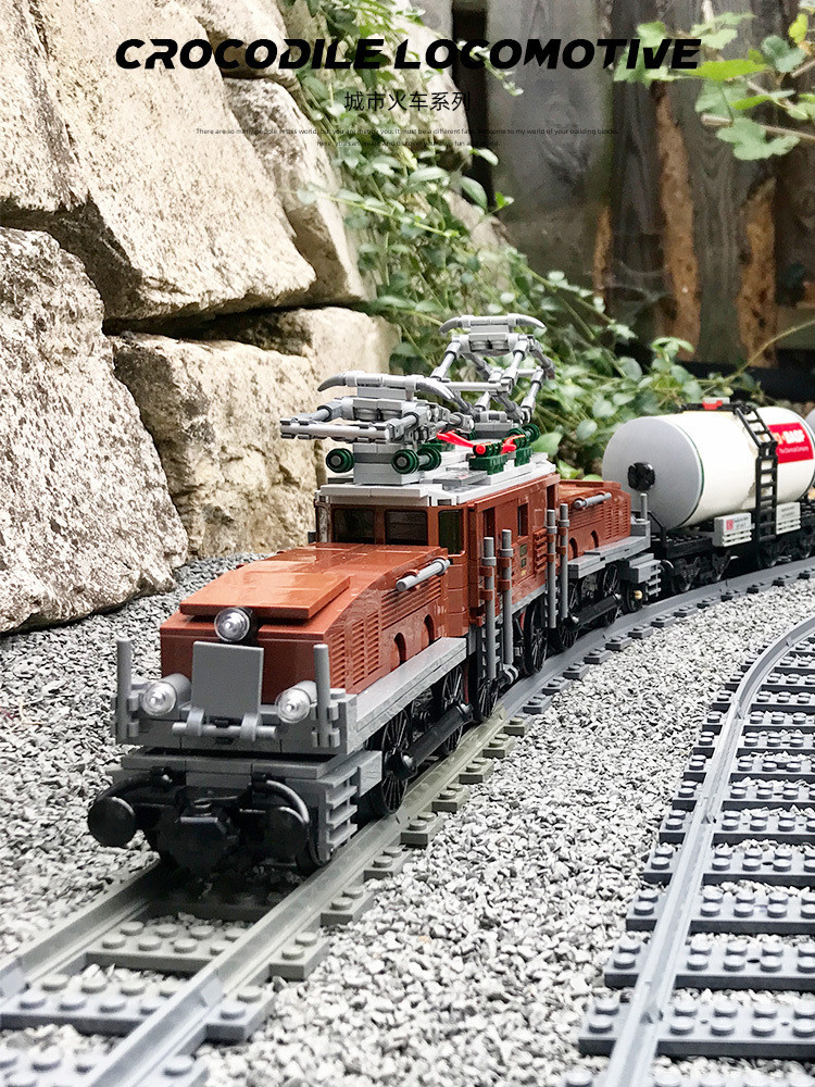 Crocodile locomotive, building blocks, railway series, locomotive, high ...