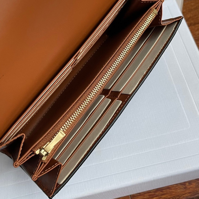 Pre order ราคา5000 Celine เซลีน Triomphe Long wallet กระเป๋าสตางค์ ...