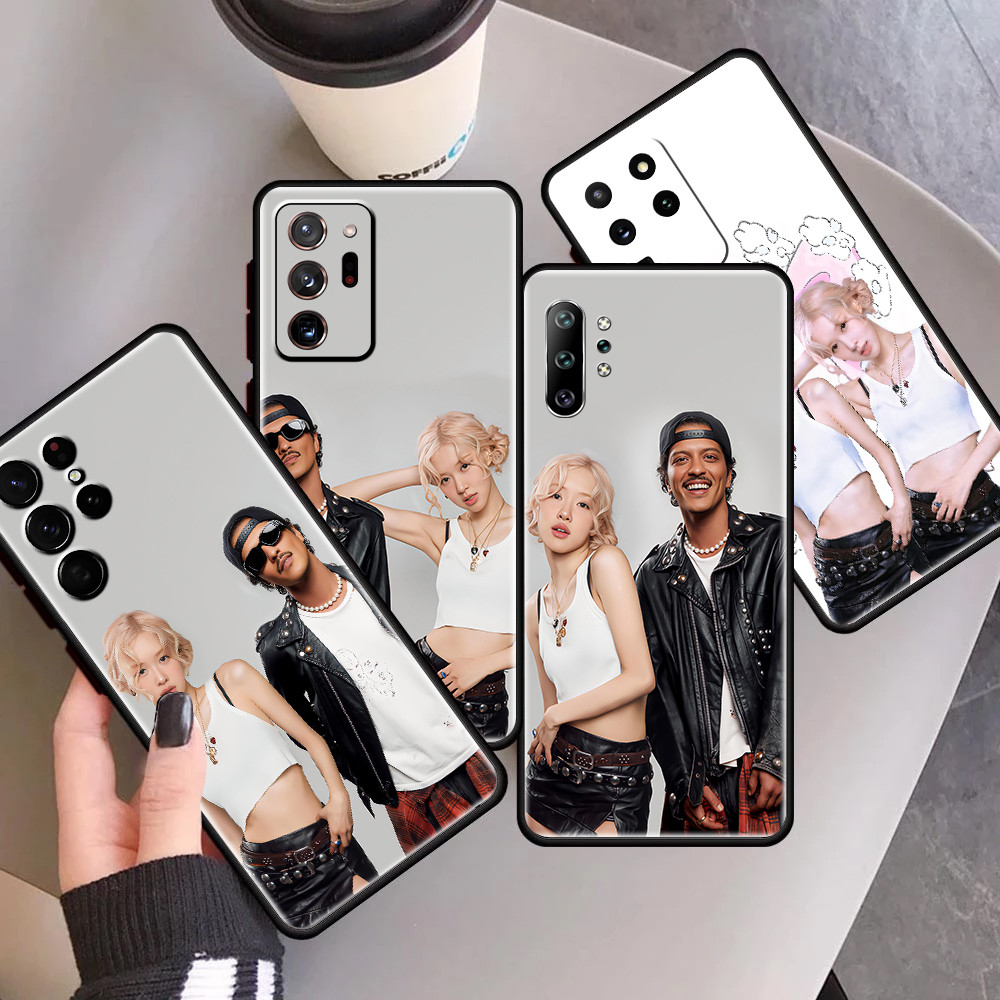 Apt ROSE Bruno Mars ซิลิโคนนุ่มป้องกันกล้อง TPU เคสโทรศัพท์ Samsung Galaxy S10 S11 S20 S11E S30 ...