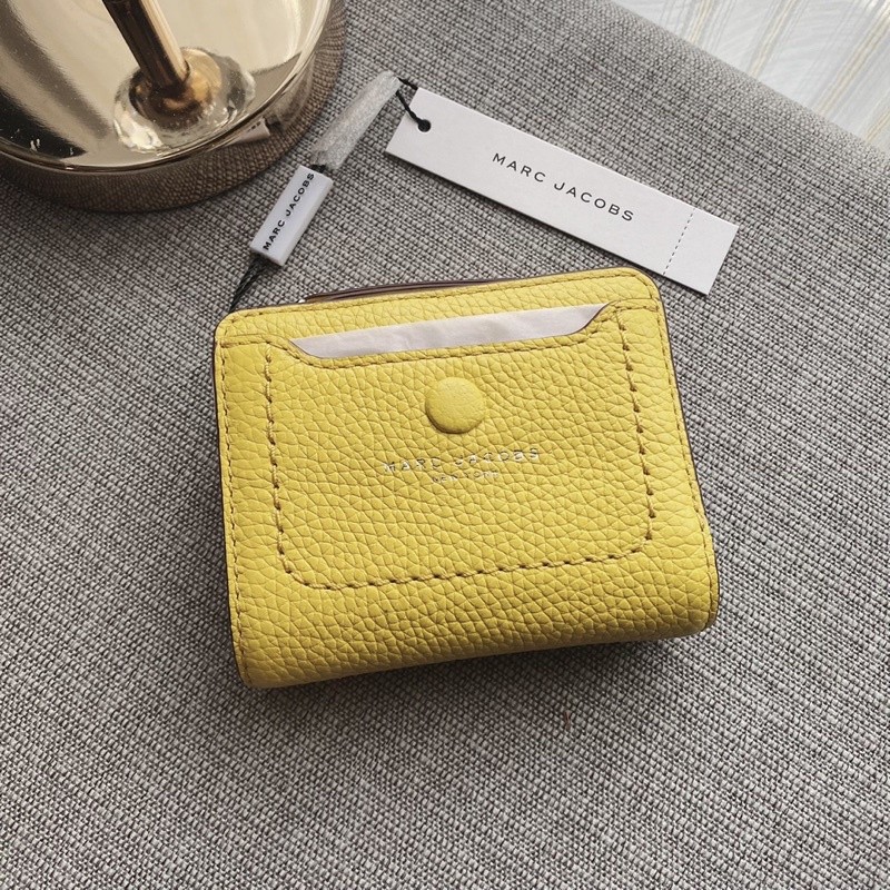 ♞ผ่อน0%~แท้100% กระเป๋าสตางค์ ใบสั้น สีเหลือง MAR Empire City urif ...