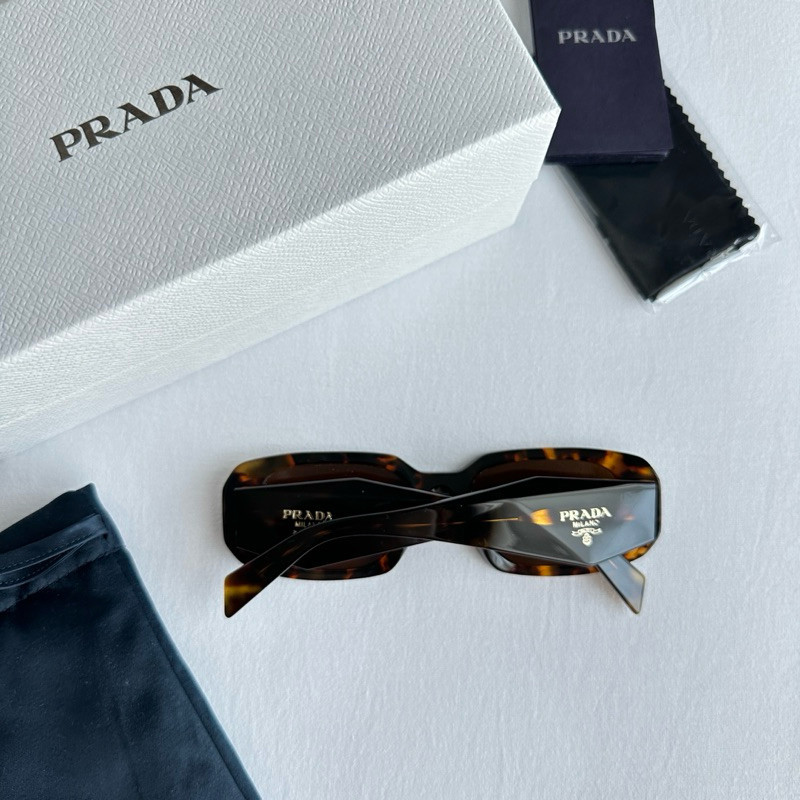 ส่งต่อ PRADA Eyewear SIZE 51 MM. แท้ ซืัอจากช็อป PRADA King Power (ราคา ...