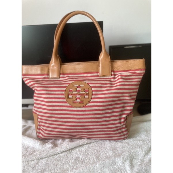 ♞,♘,♙กระเป๋าสะพายไหล่ ถือ Tory Burch ผ้า/หนัง สินค้าแบรนด์เนมแท้มือสอง ...