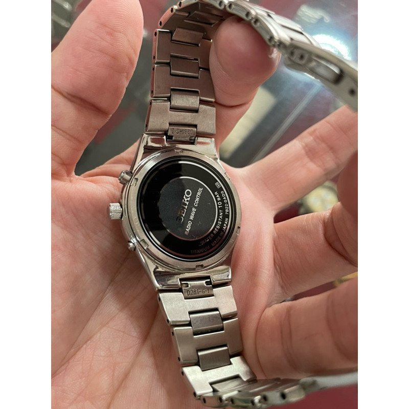 Seiko Radio wave control solar titanium (no. 2) | Shopee Thailand