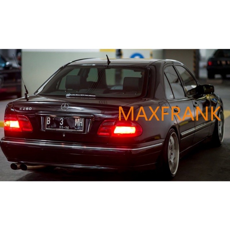สําหรับ Mercedes BENZ W210 97-01 E200 E220 E240 E260 E280 E300 ไฟท้ายโคมไฟด้านหลังโคมไฟไฟท้ายไฟ ...