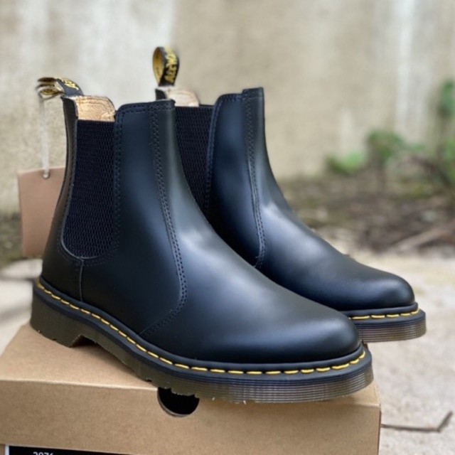 ในสต็อก [READY STOCK] Dr Martens Mens 2976 Smooth Leather Chelsea Boots ...