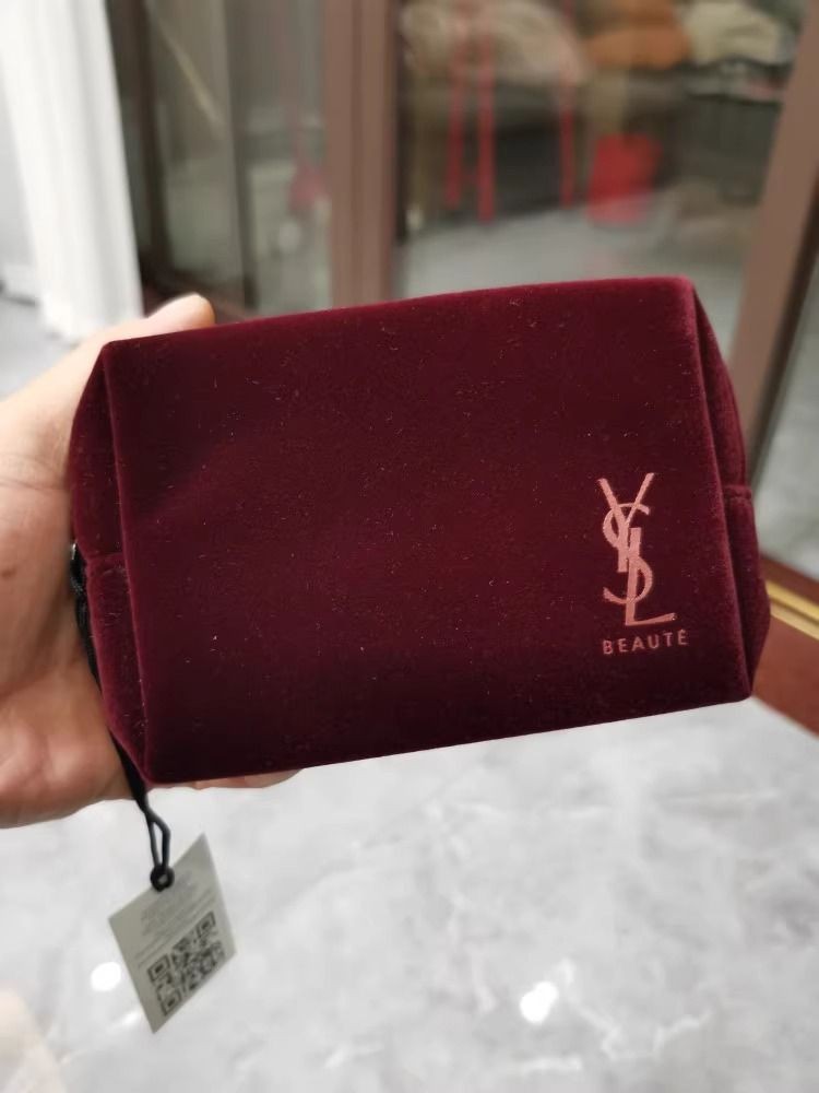 Yves Saint Laurent YSL High-end Texture กระเป๋าเครื่องสําอางกํามะหยี่ ...
