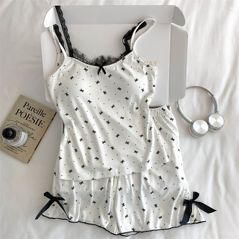 ชุดนอนผู้หญิง FDS Modal แบบมีฟองน้ำ สไตล์เกาหลี โบว์หวาน สายลูกไม้ | Shopee Thailand