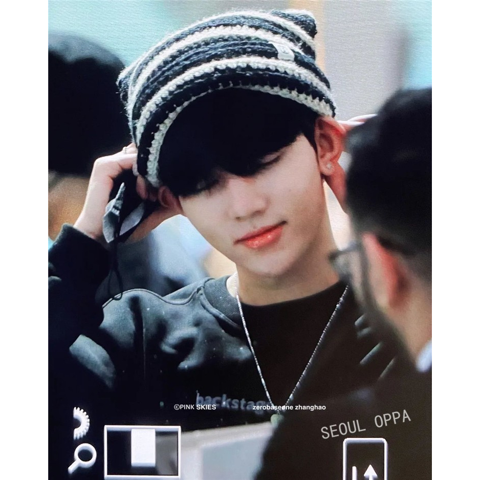 เกาหลี [ VARZAR ] Square Label Stripe Crochet Beanie / RENJUN & hangHao ...